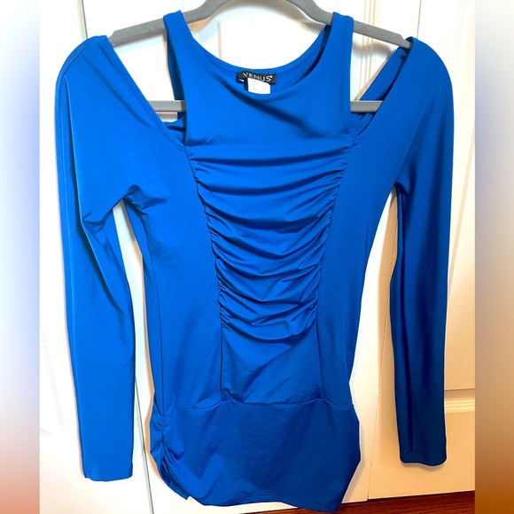 VENUS | Tops | Venus Xs Cobalt Blue Cut Off Shoulder Long Rusched Top ...